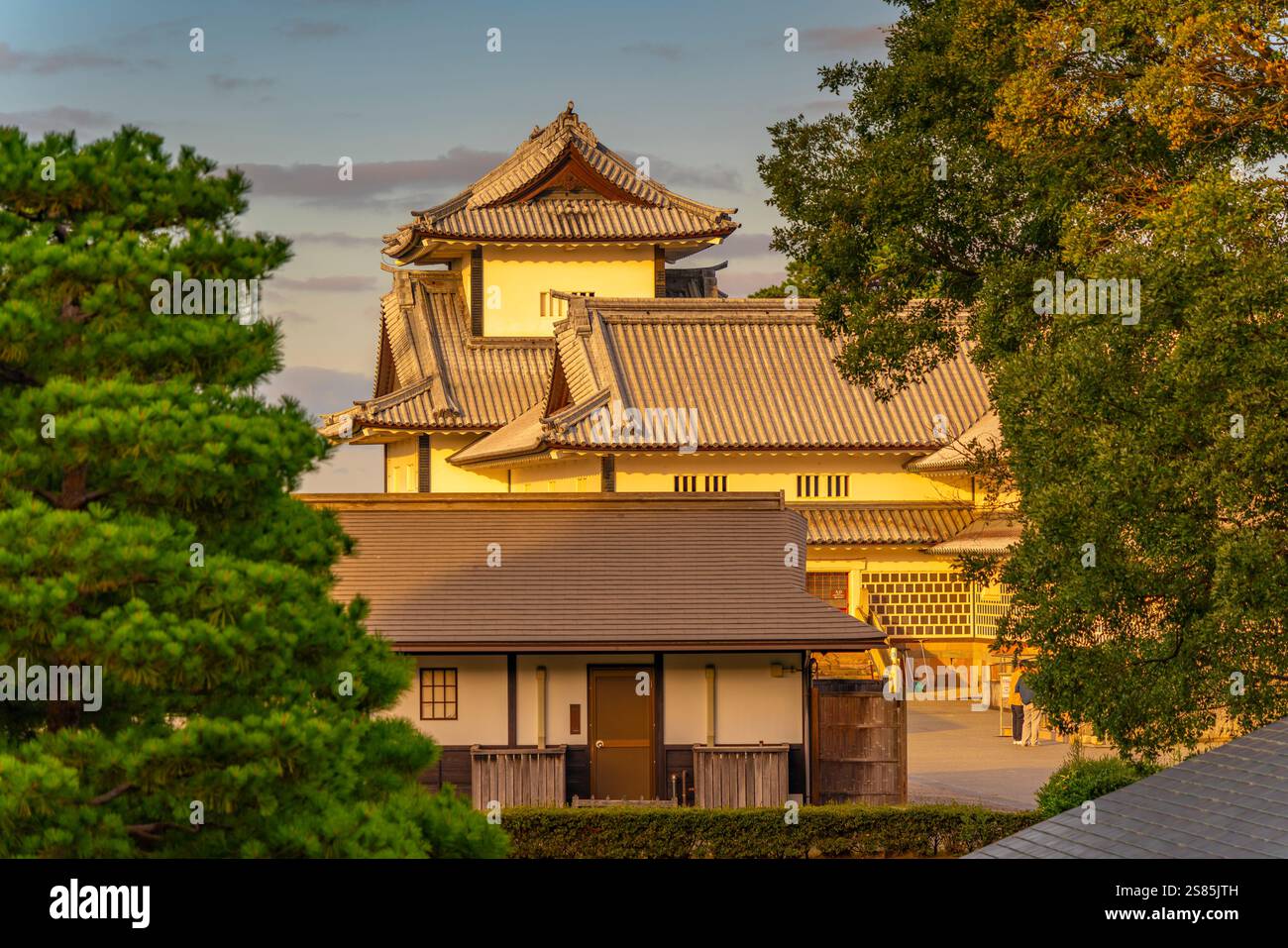 View of Hashizume-mon Gate, Kanazawa Castle, Kanazawa City, Ishikawa ...