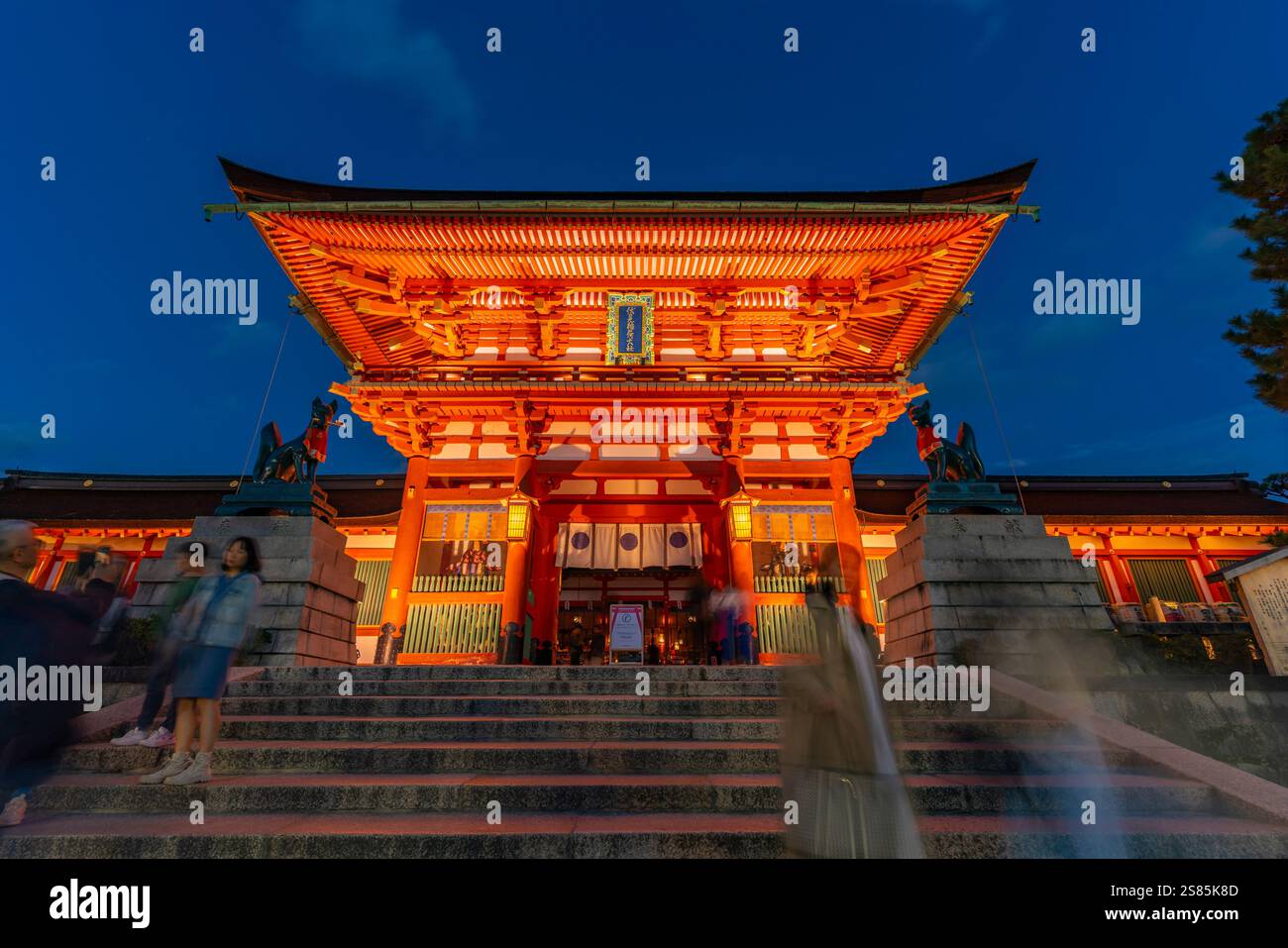 View of Kyoto's Fushimi Inari Shrine at dusk, Fukakusa Yabunouchicho ...