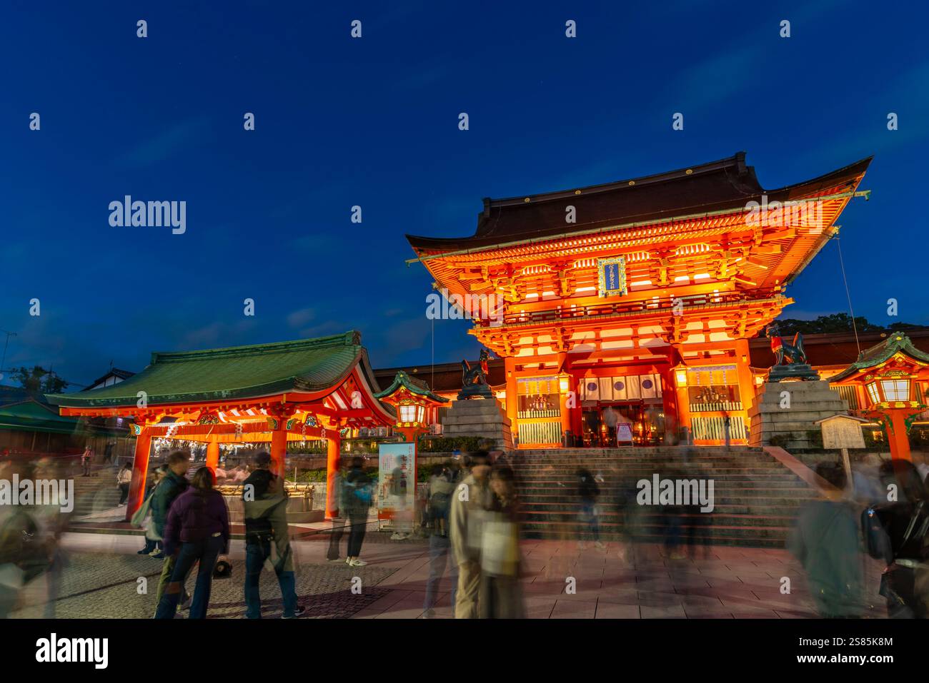 View of Kyoto's Fushimi Inari Shrine at dusk, Fukakusa Yabunouchicho ...