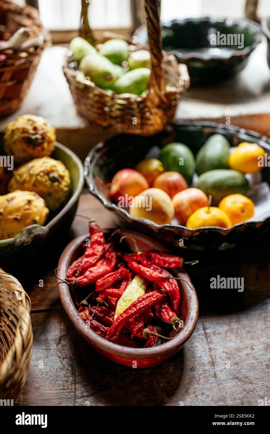 Tigua hi-res stock photography and images - Alamy