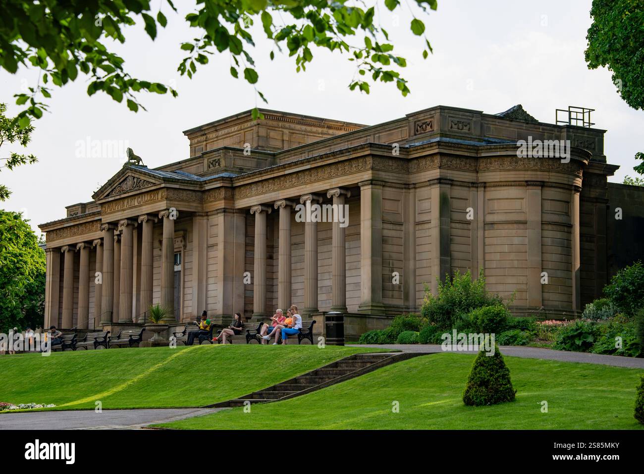 Weston Park Museum and Mappin Art Gallery, opened 1875, Western Bank ...