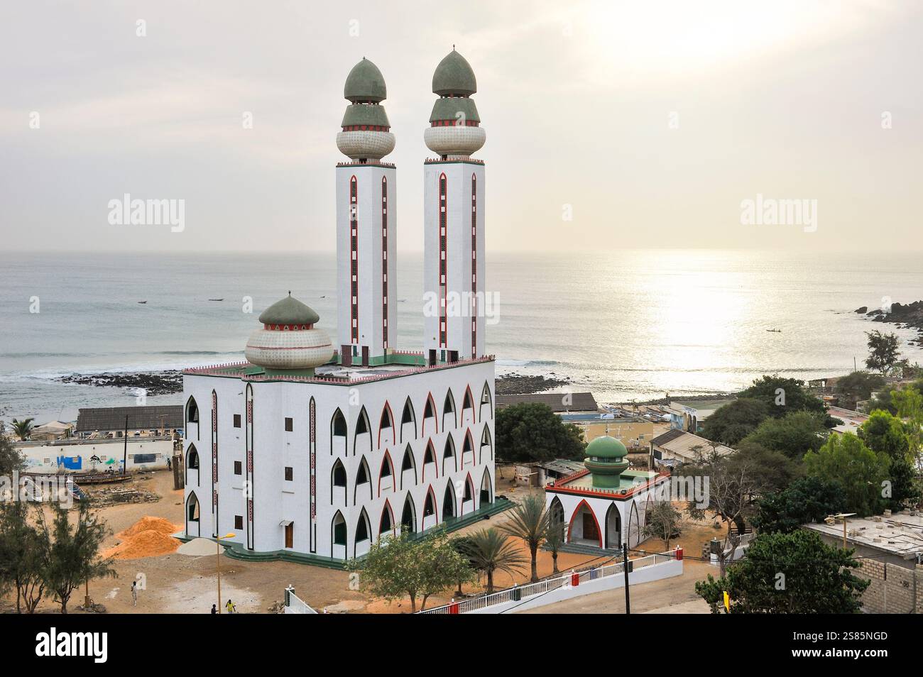 Mosquee de la Divinite (Mosque of the Divinity), Ouakam district, Dakar ...
