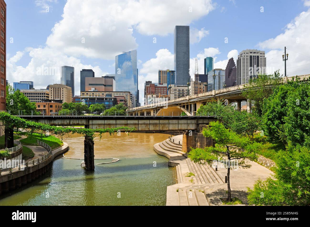 White Oak and Buffalo Bayou Rivers confluence, Downtown Houston, Texas ...