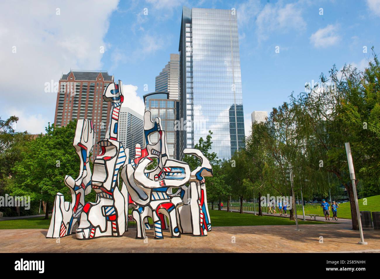 Monument Au Fantome, sculpture by Jean Dubuffet, 1901-1985, Avenidas de las Americas, Discovery ...