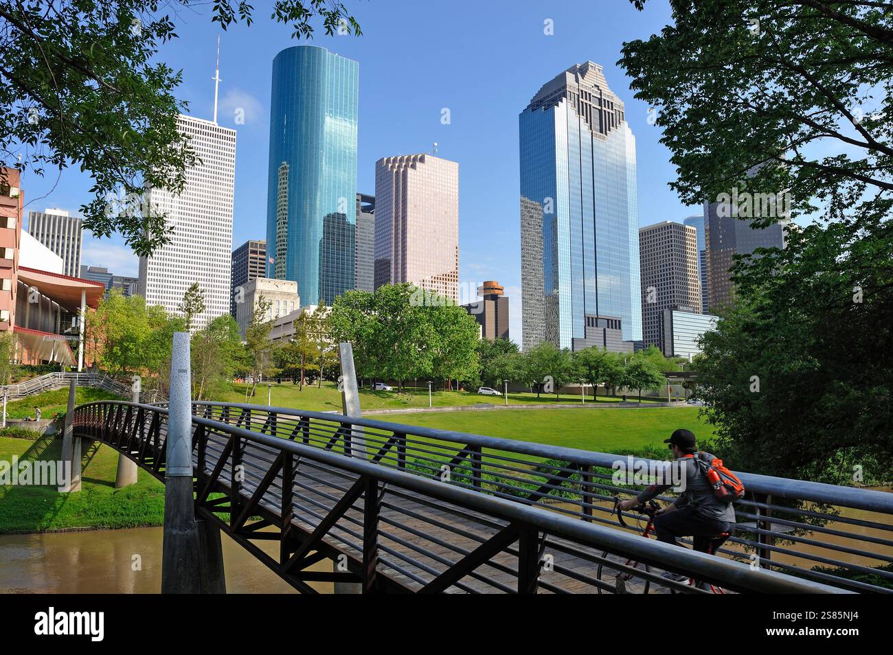 Hobby Center pedestrian bridge in the Buffalo Bayou Park, Houston ...