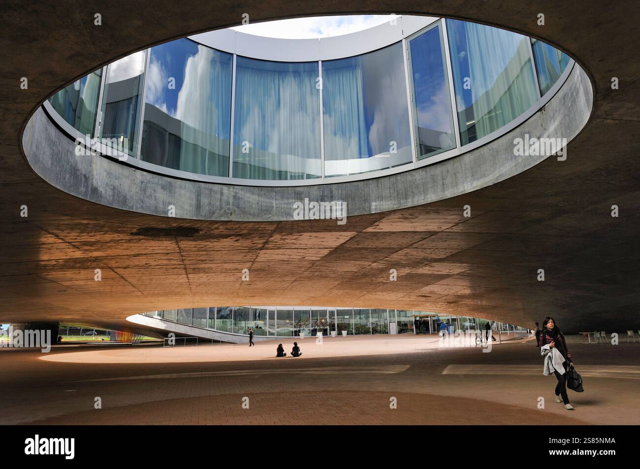 Rolex Learning Center, hub for Ecole Polytechnique Federale de Lausanne (EPFL), architects SANAA ...