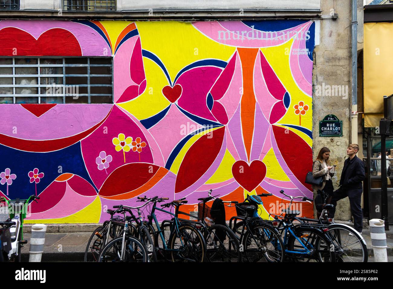 Mural, Rue Charlot, Paris, France Stock Photo - Alamy