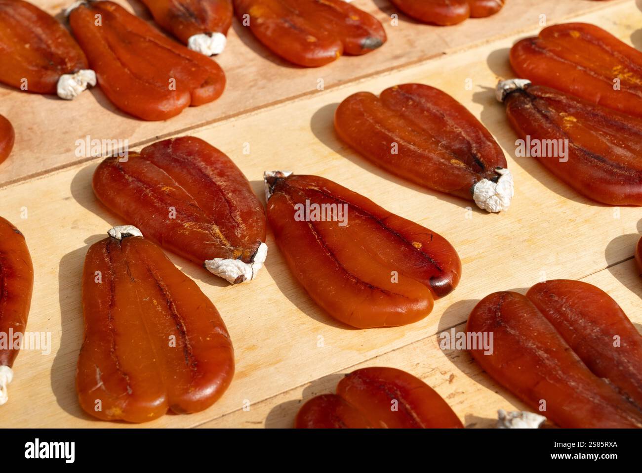 Making process of fresh mullet roe, dried using sun exposure and shade ...