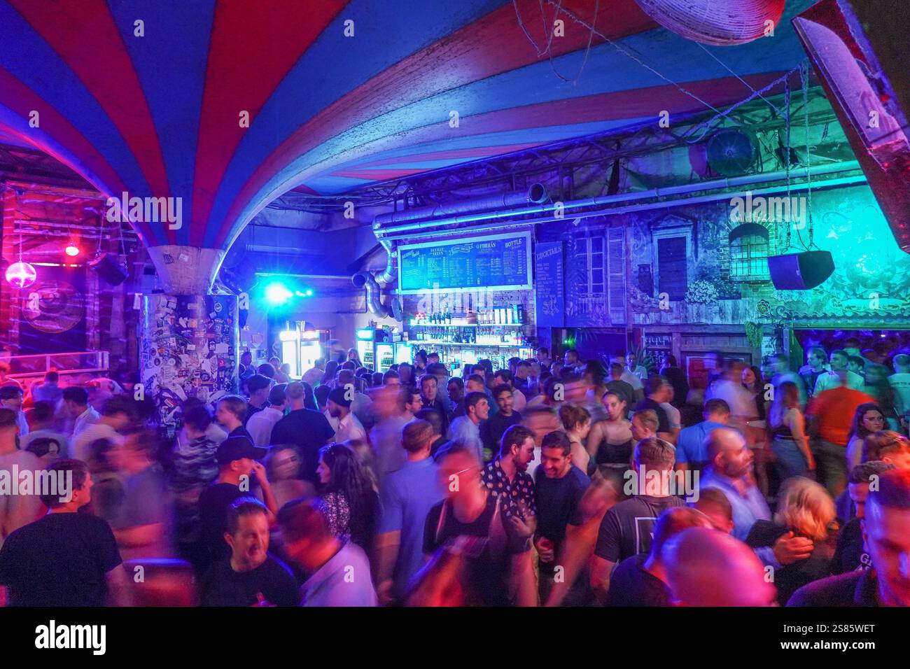 Hungary, Budapest, the Instant-Fogas Ruin Bar. Ruin bars or ruin pubs ...