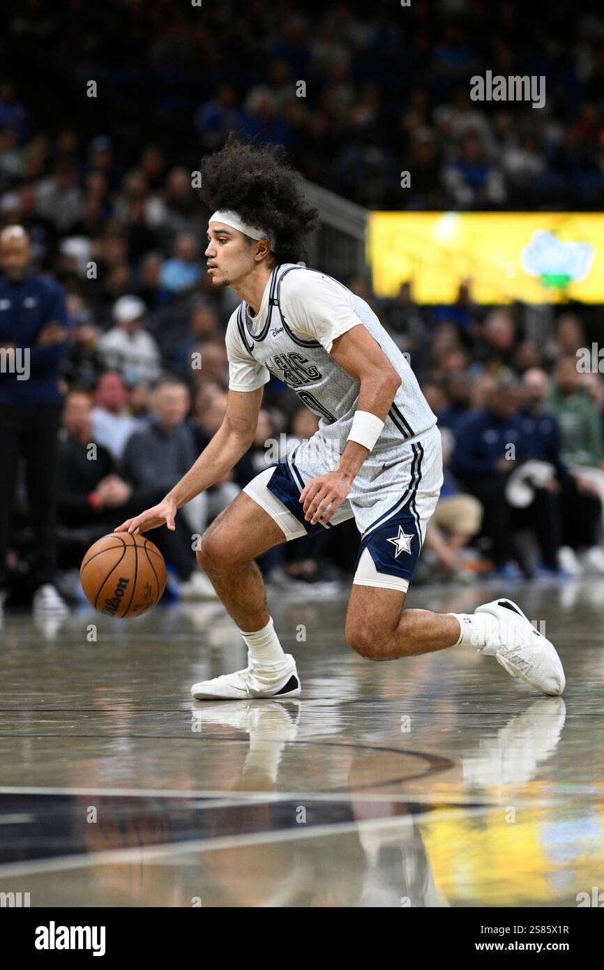 Orlando Magic guard Anthony Black (0) drives to the basket against the ...
