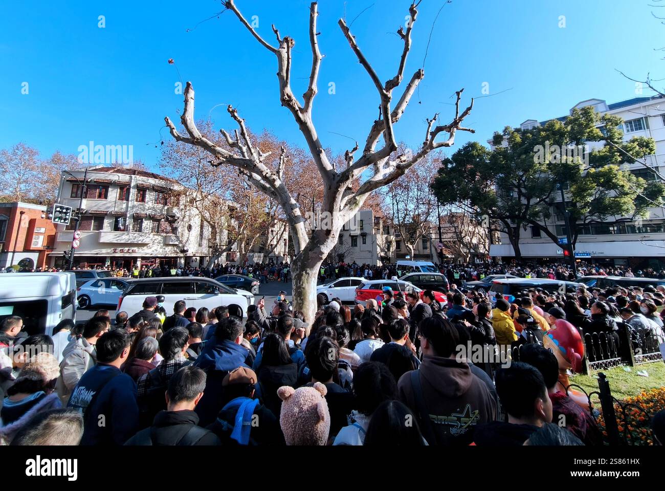 Tourists flock to see the Wukang Mansion in Shanghai, China, 18 January ...