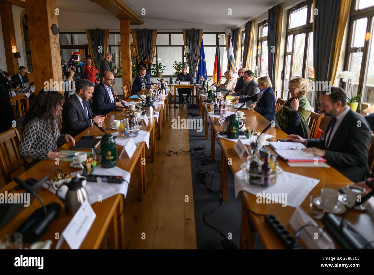Stolpen, Germany. 21st Jan, 2025. Michael Kretschmer (CDU, M), Minister ...