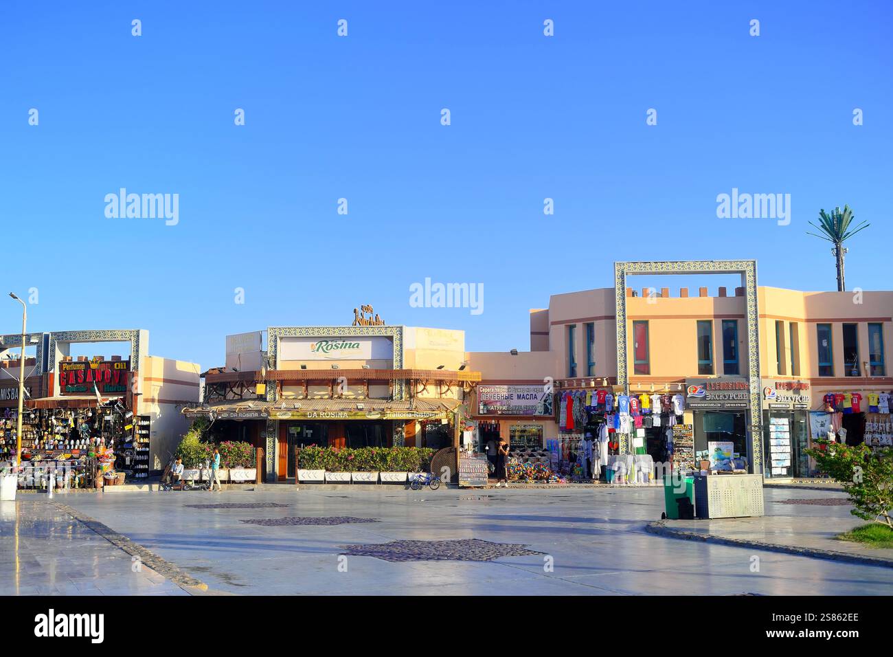 Egypt, Sinai Peninsula, Sharm El Sheikh: the old market around the Al ...
