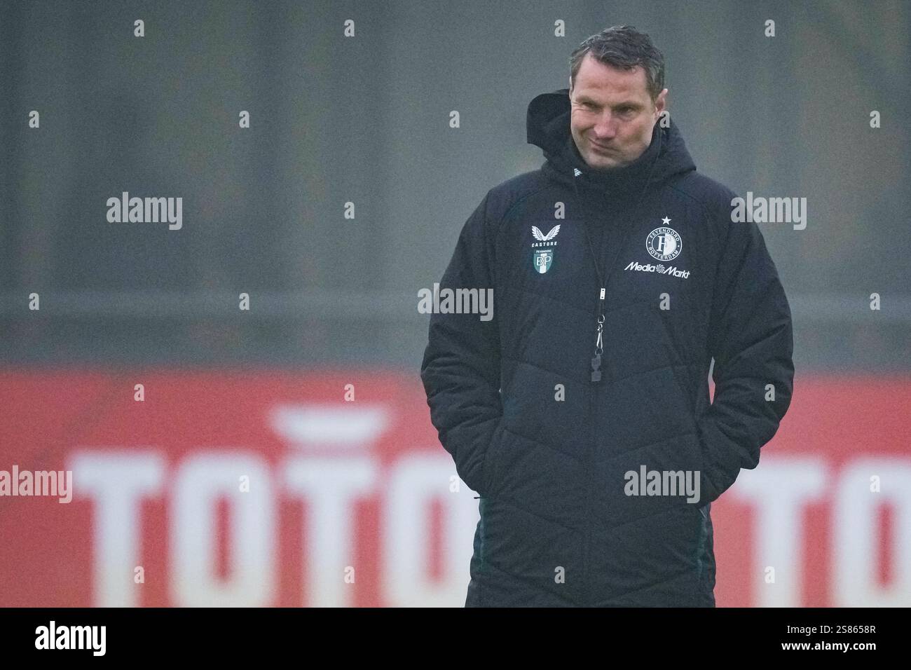 Rotterdam, Netherlands. 21st Jan, 2025. Rotterdam - Feyenoord coach ...