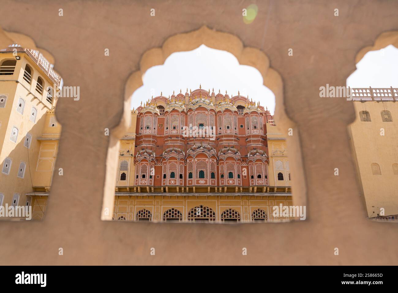 Facade of Hawa Mahal palace of wind in the city of Jaipur, Rajasthan ...