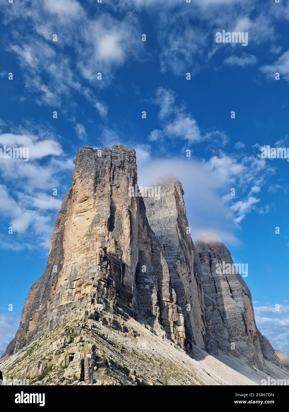 Incredible view of the Three Peaks of Lavaredo, Tre Cime di Lavaredo ...