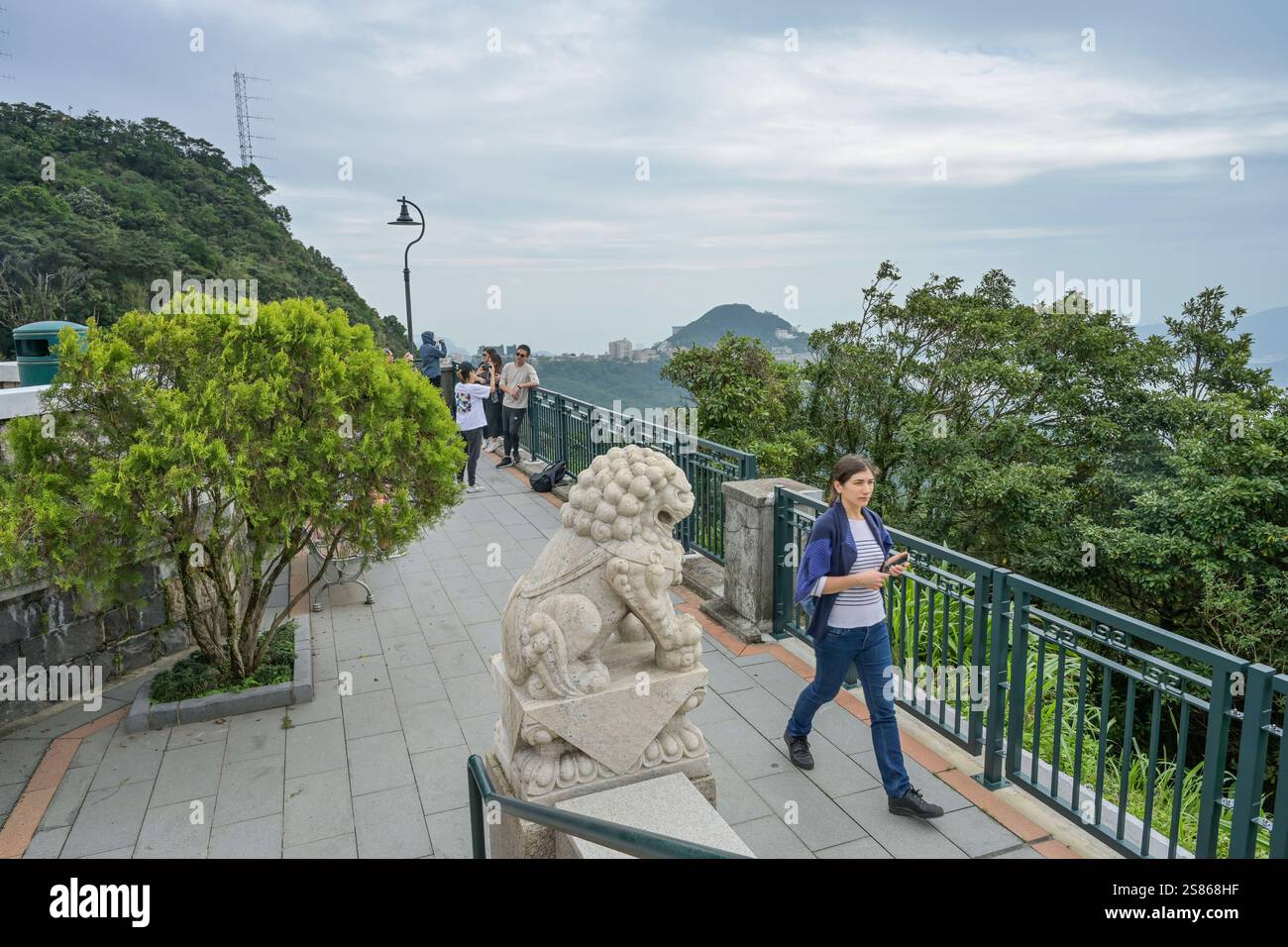 Aussichtspunkt am Victoria Peak Garden, Mount Austin Rd., The Peak ...