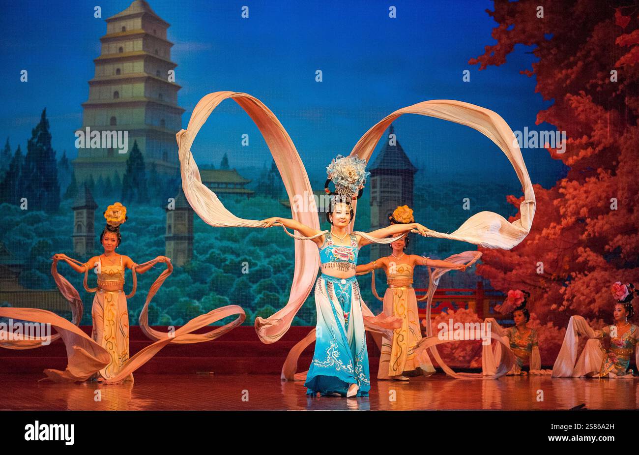 The famous Tang Dynasty Music and Dance Show in Xian, China Stock Photo ...