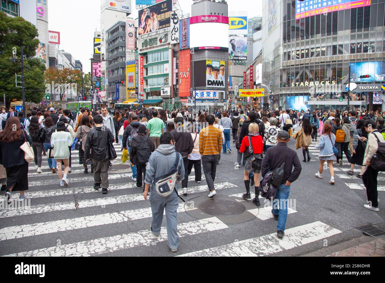 Shibuya intersection, also known as Shibuya Scramble and Shibuya ...