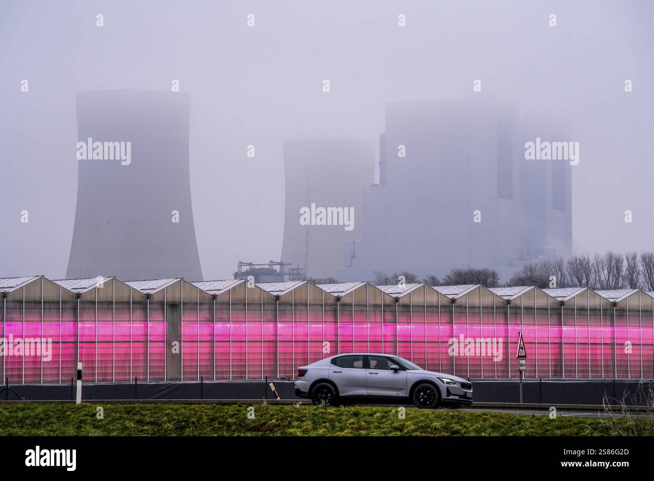 Neurath lignite-fired power plant, operated by RWE in the Rhenish ...