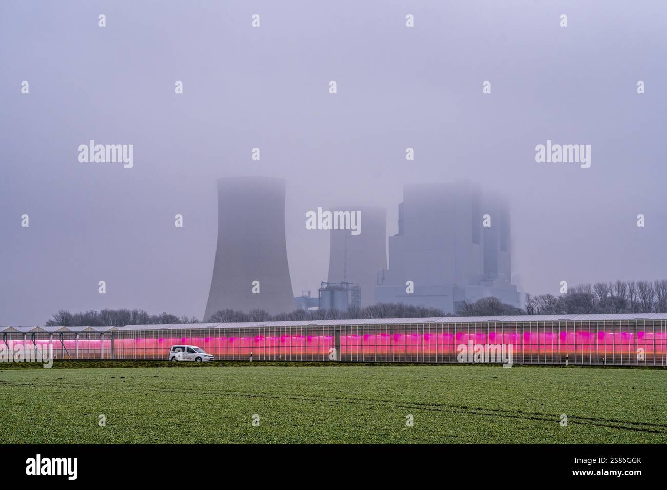 Neurath lignite-fired power plant, operated by RWE in the Rhenish ...