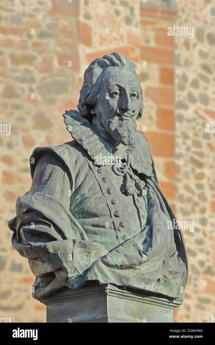 Bust and monument to Philipp Ludwig II of Hanau-Muenzenberg, medieval ...