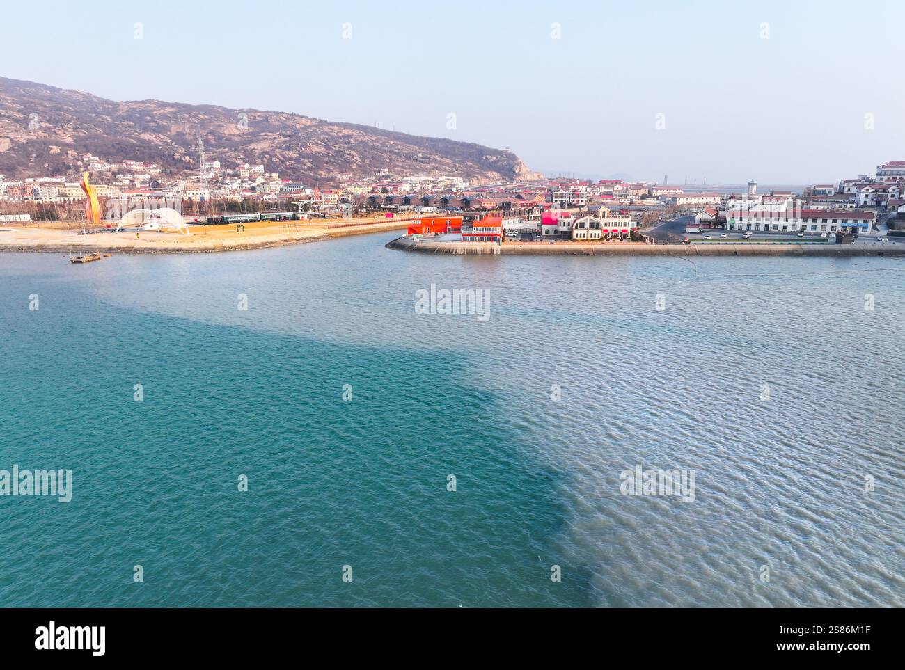 Lianyungang, China. 21st Jan, 2025. LIANYUNGANG, CHINA - JANUARY 21 ...