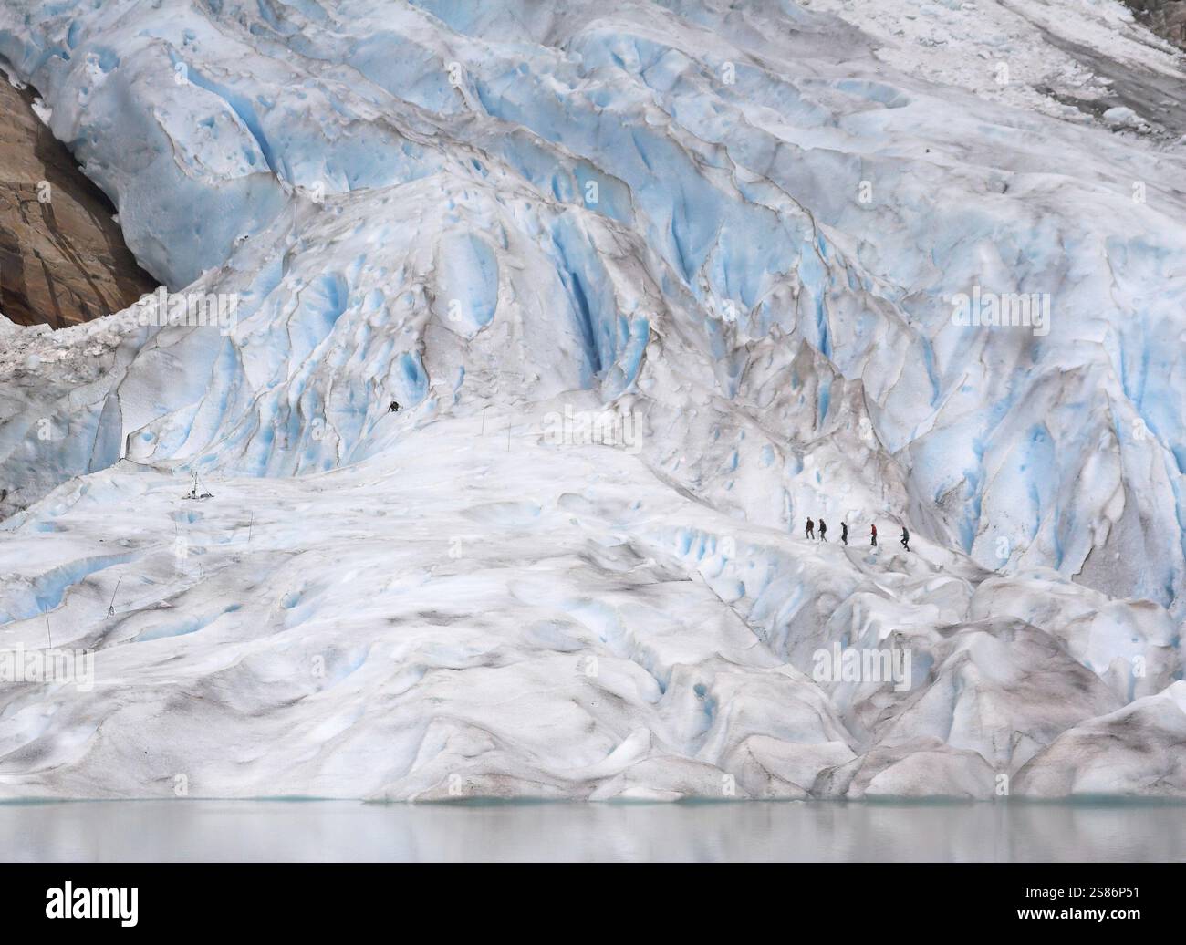 Glaciar briksdal hi-res stock photography and images - Alamy