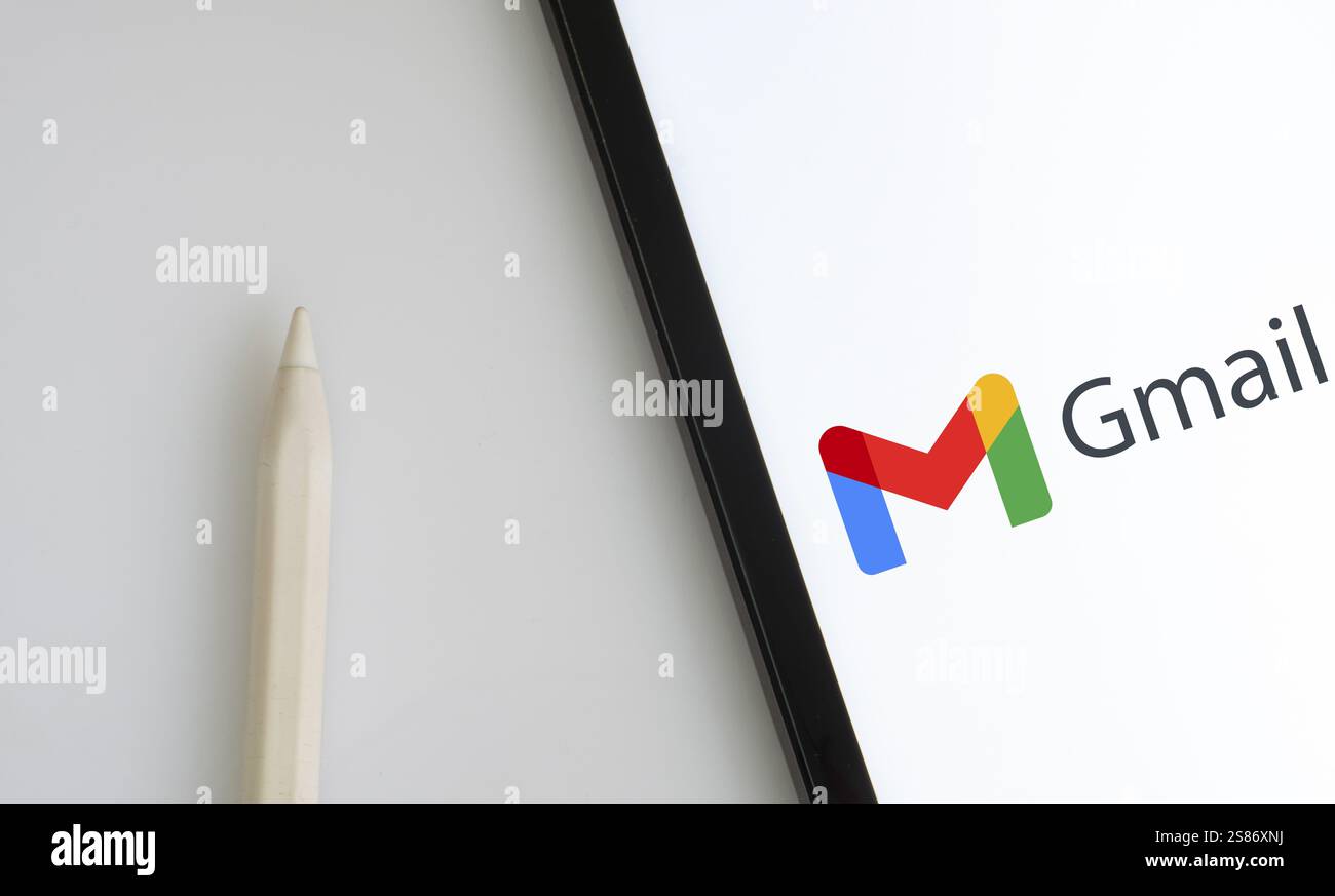 Google gmail logo displayed hi-res stock photography and images - Alamy