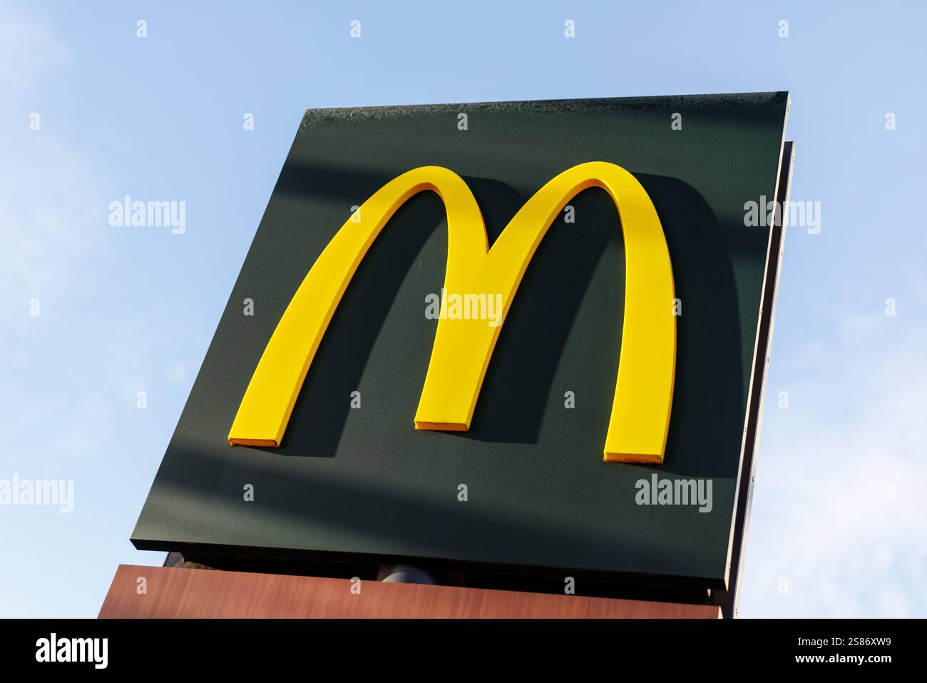 Munich, Germany. 14th Jan, 2025. The McDonald's lettering and logo can ...