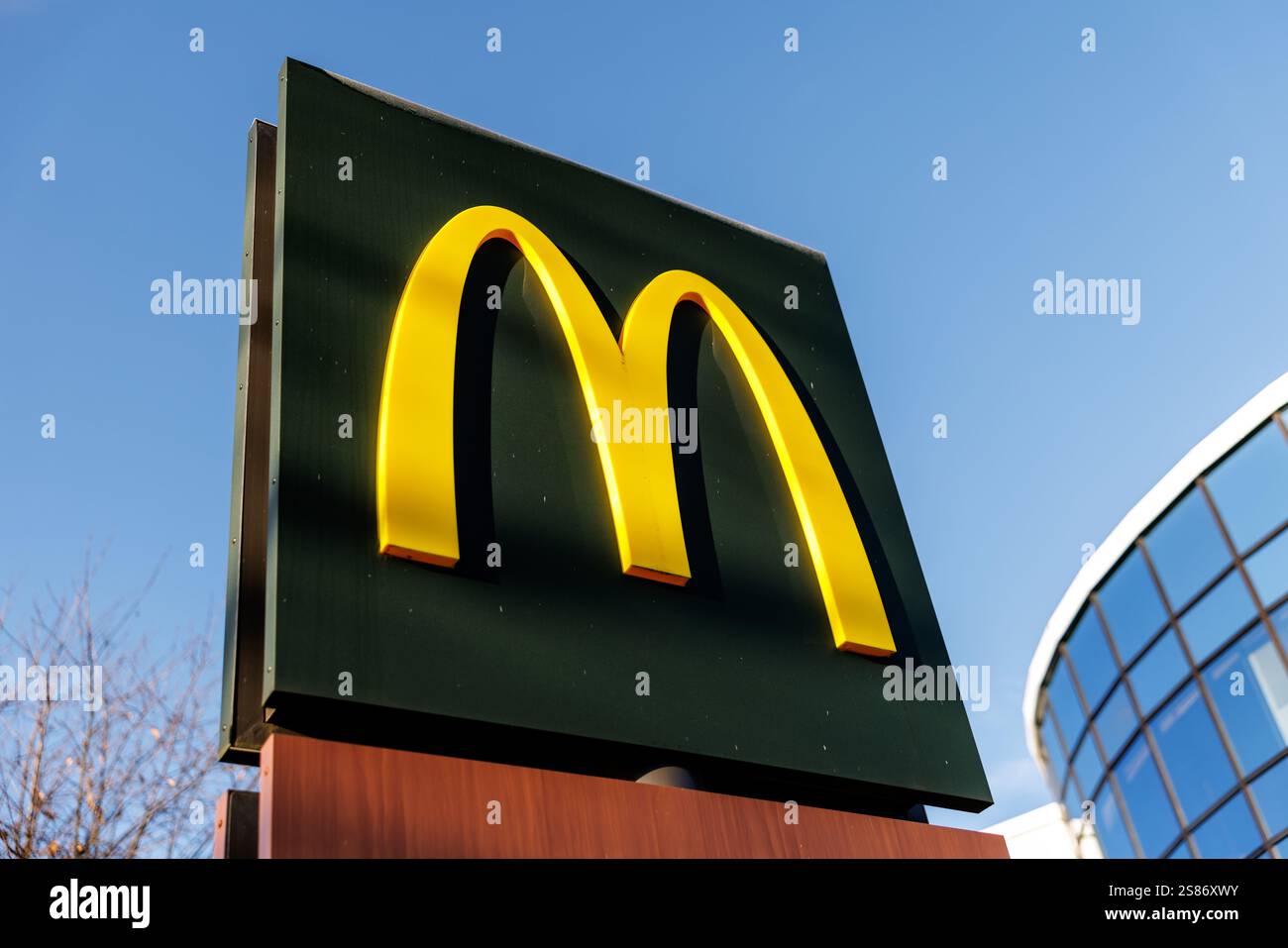 Munich, Germany. 14th Jan, 2025. The McDonald's lettering and logo can ...