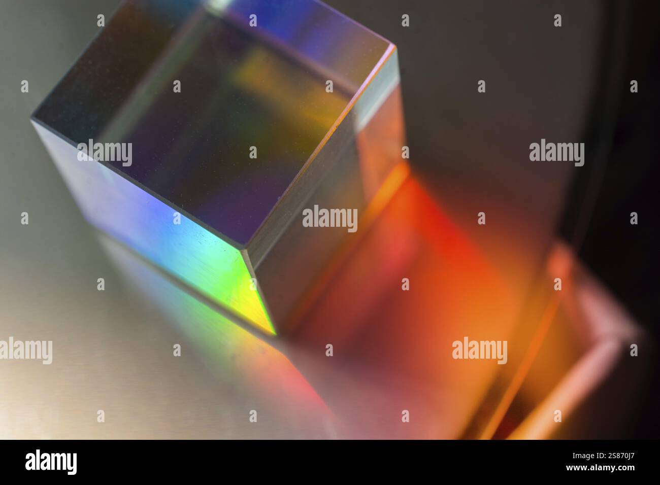 Optical glass cube Light dispersion, spectrum. Physics optics Stock Photo - Alamy