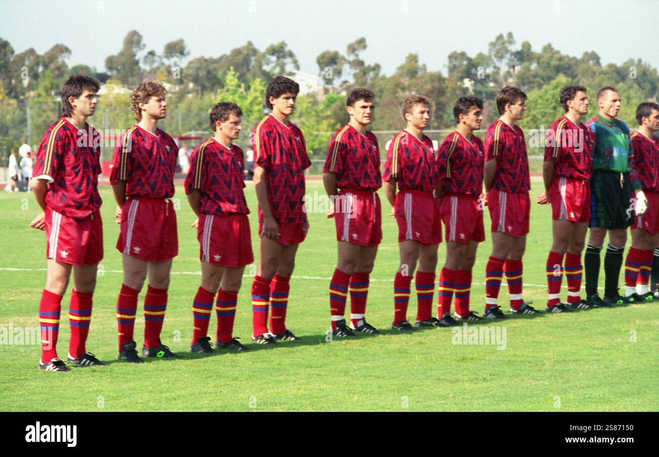 Los Angeles, CA, USA, July 10, 1994. The Romanian soccer team on ...