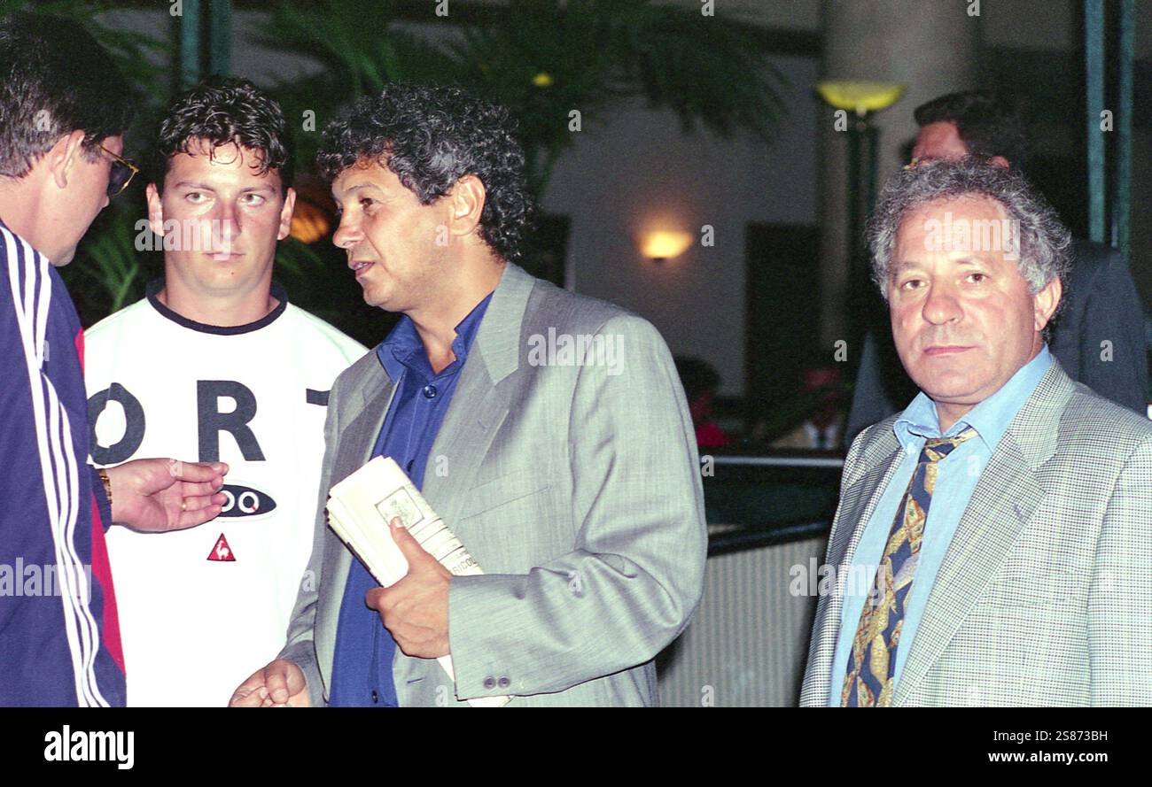 FIFA World Cup, Los Angeles, CA, USA, 1994. In the center, Ionuț ...
