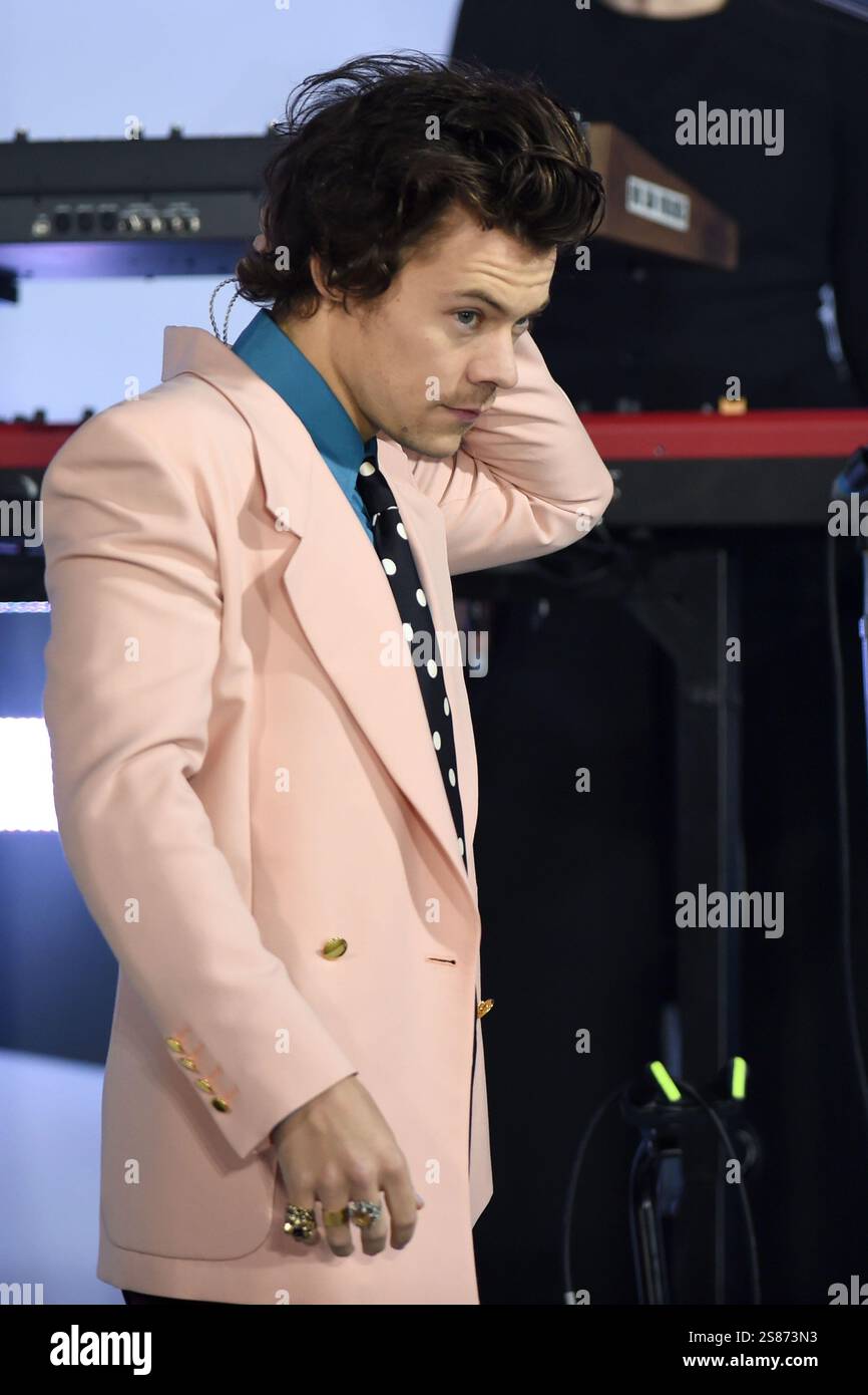 Harry Styles performing on NBC's Today Show at Rockefeller Plaza on ...