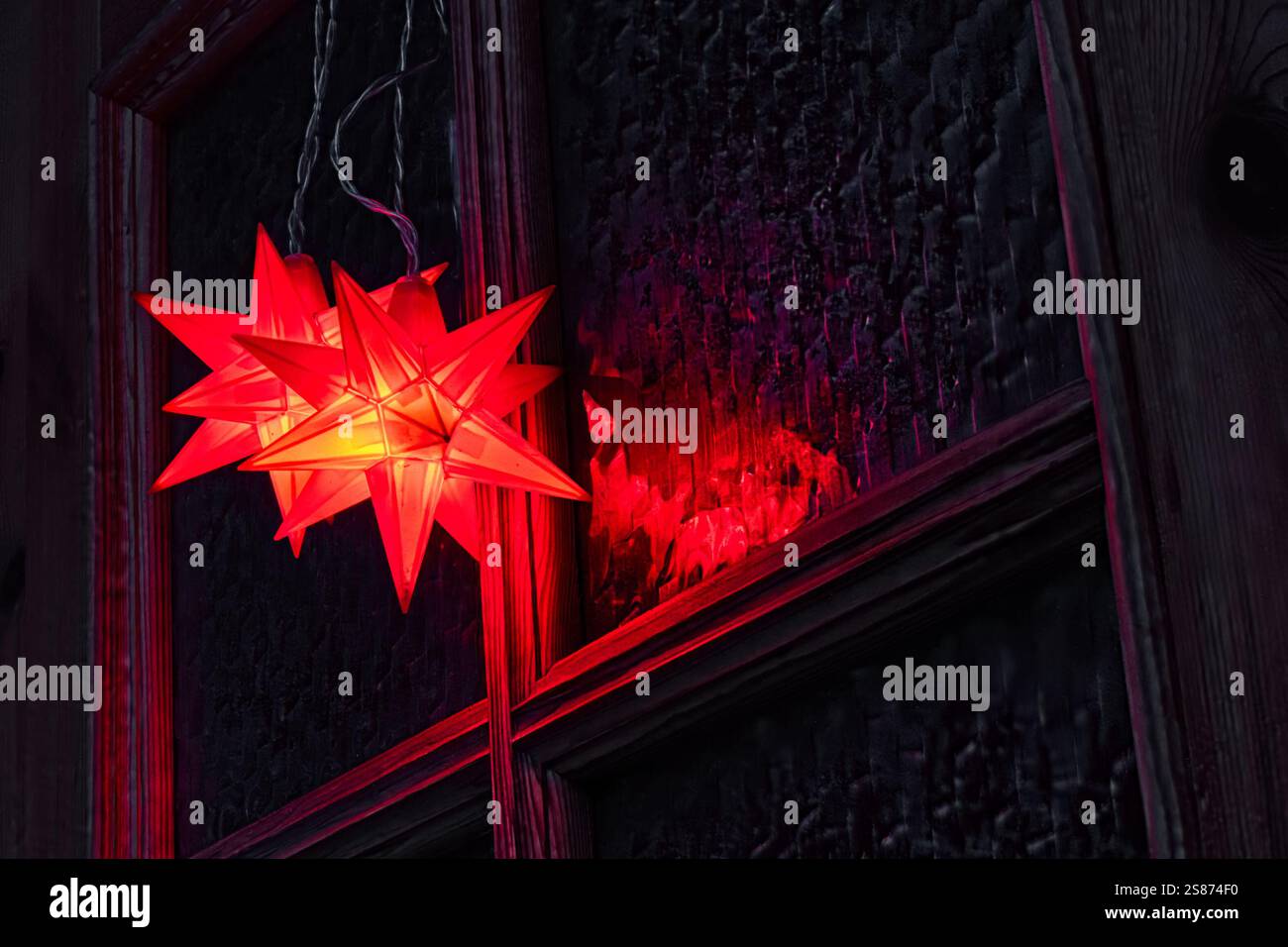 Red ambient lighting hi-res stock photography and images - Alamy
