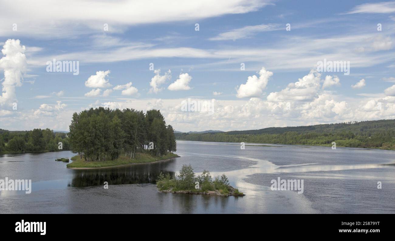 Two uninhabited little islands hi-res stock photography and images - Alamy