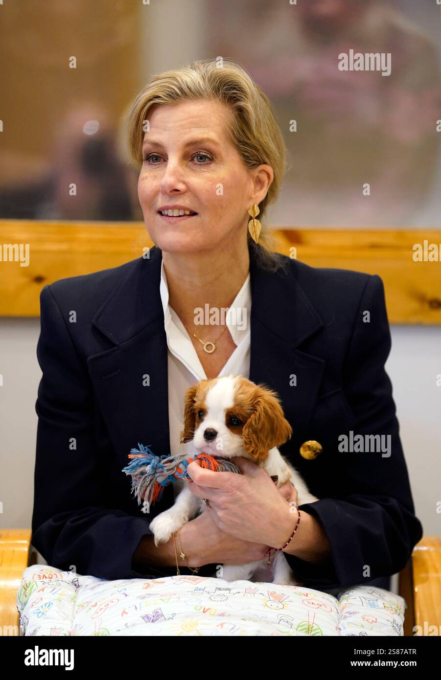 The Duchess of Edinburgh with 9 week old Cavalier King Charles Spaniel ...