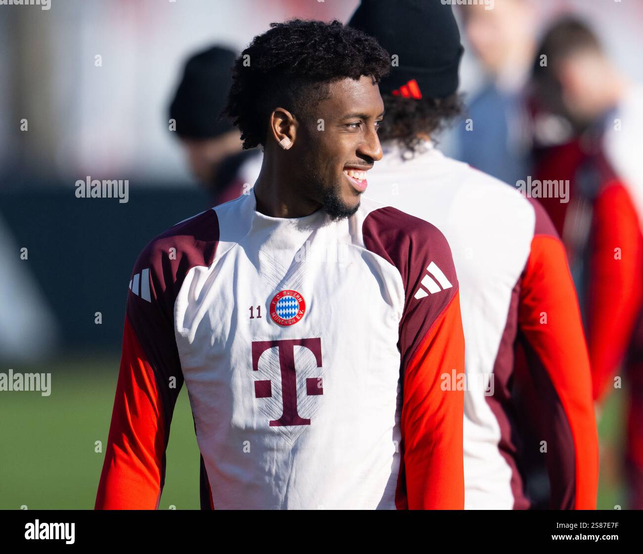 Munich, Germany. 21st Jan, 2025. Soccer, Champions League, before the ...