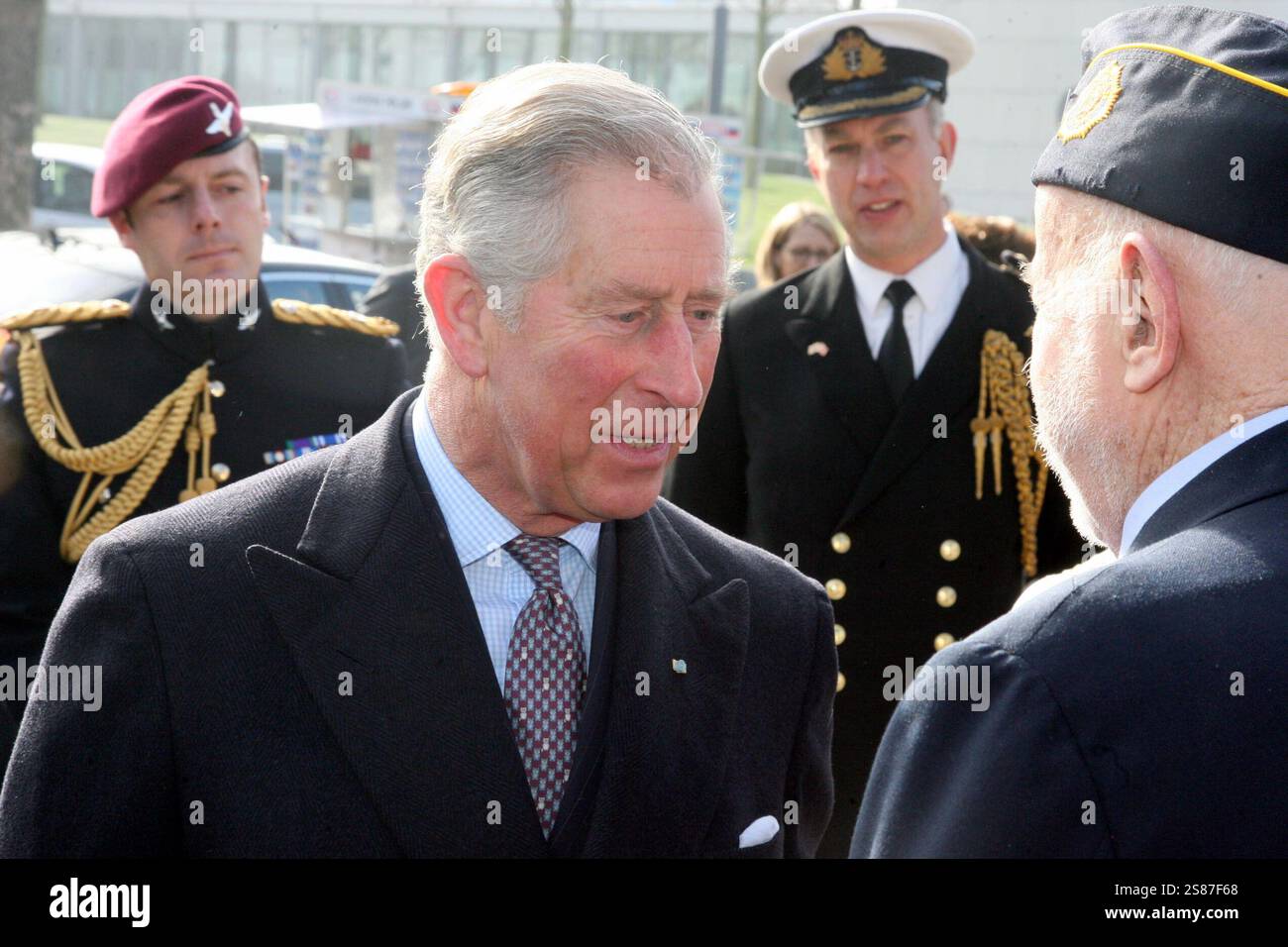 Prince Charles, heir to the British throne, tests positive for Covid-19 ...