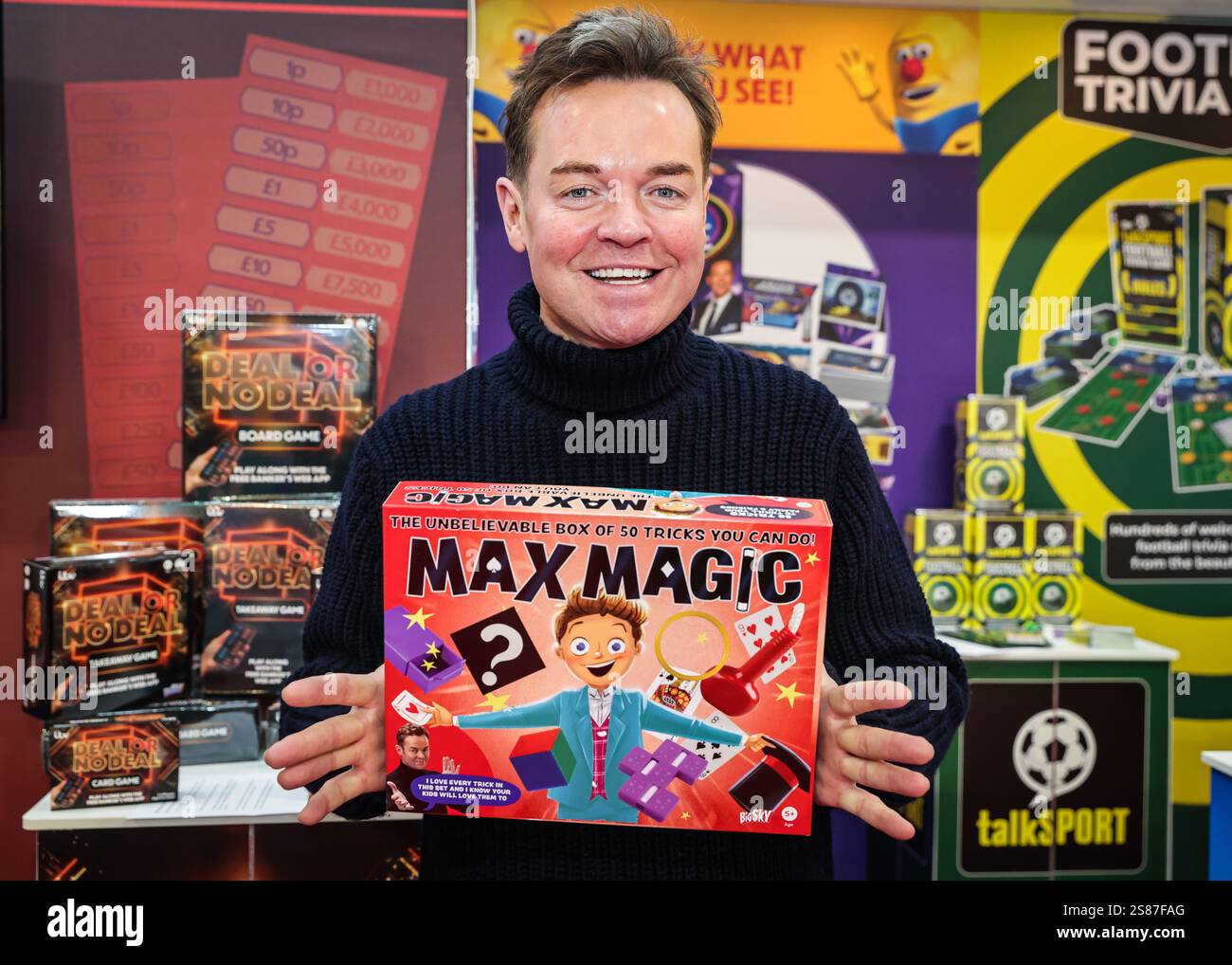 London, UK, 21st Jan 2025. Stephen Mulhern, presenter, comedian and magician, poses with games ...