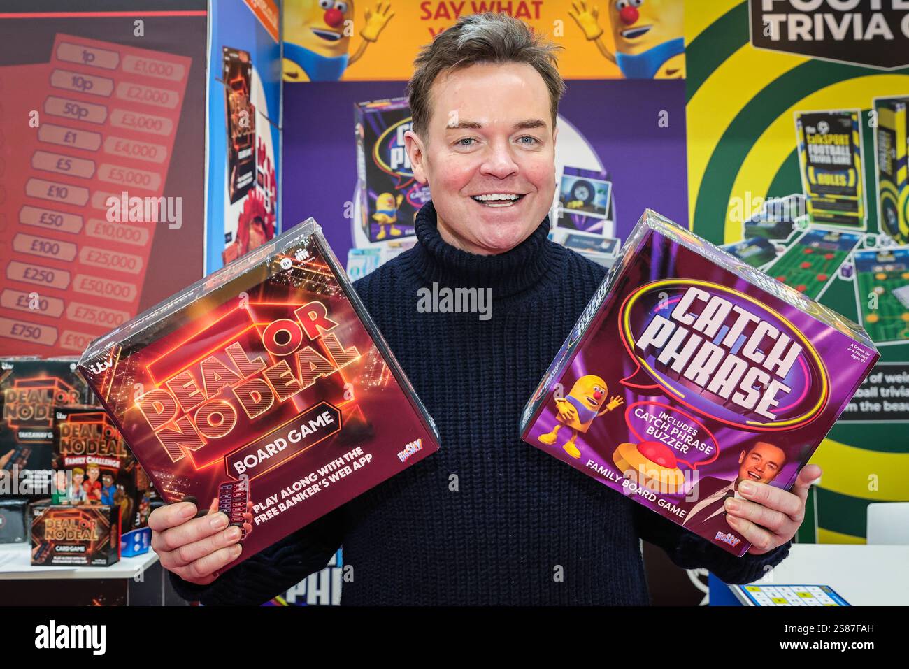 Stephen mulhern magic hi-res stock photography and images - Alamy