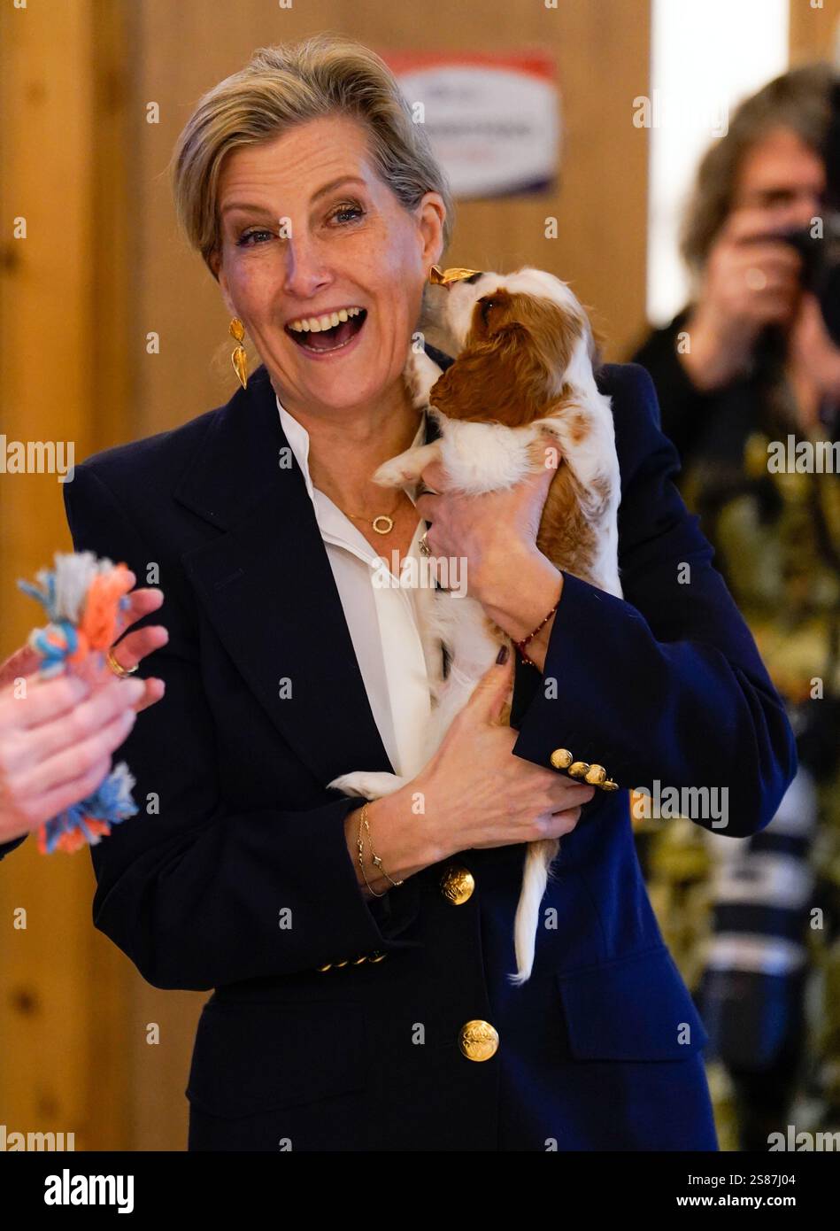 The Duchess of Edinburgh with nine week old Cavalier King Charles ...