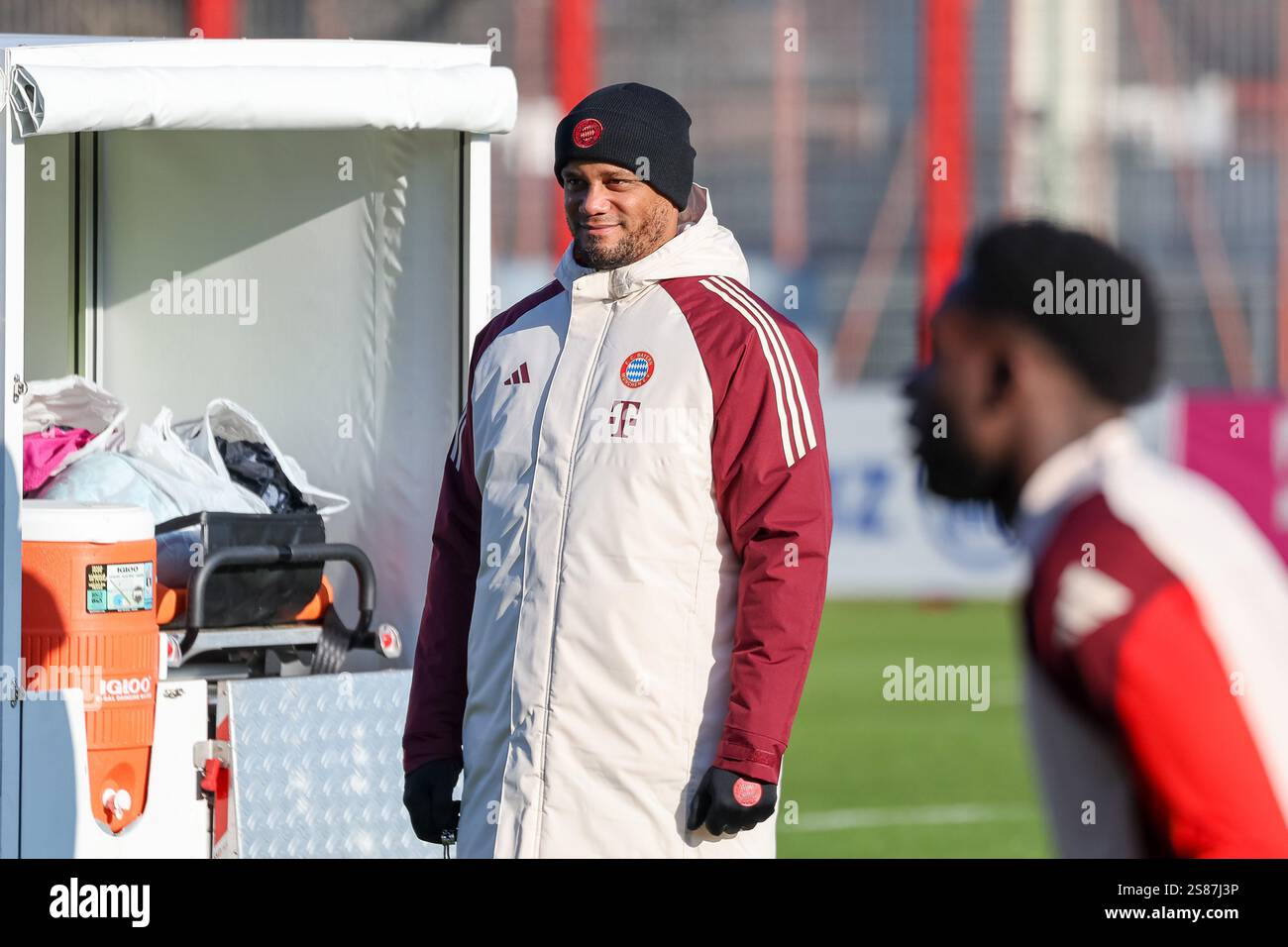 Vincent Kompany (FC Bayern Muenchen, Cheftrainer) beim Training, GER ...