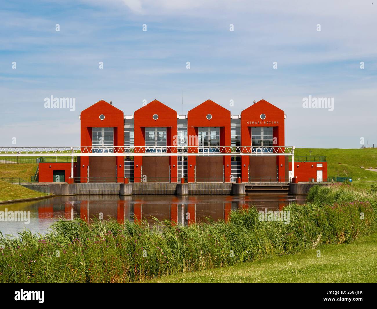 Building of Rozema pumping station for water management in the village ...