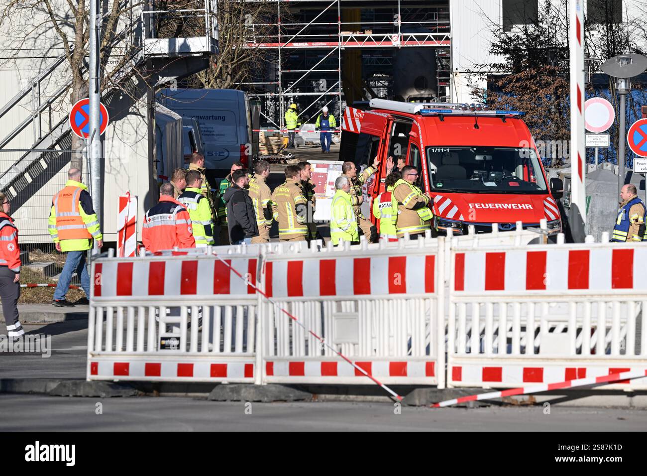 Reutlingen, Germany. 21st Jan, 2025. Emergency services stand on the ...