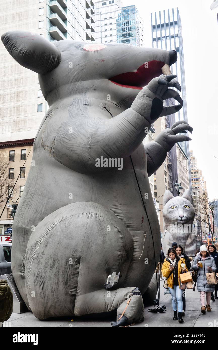 Scabby, a giant inflatable rat and Huge Inflatable Cat at a union ...