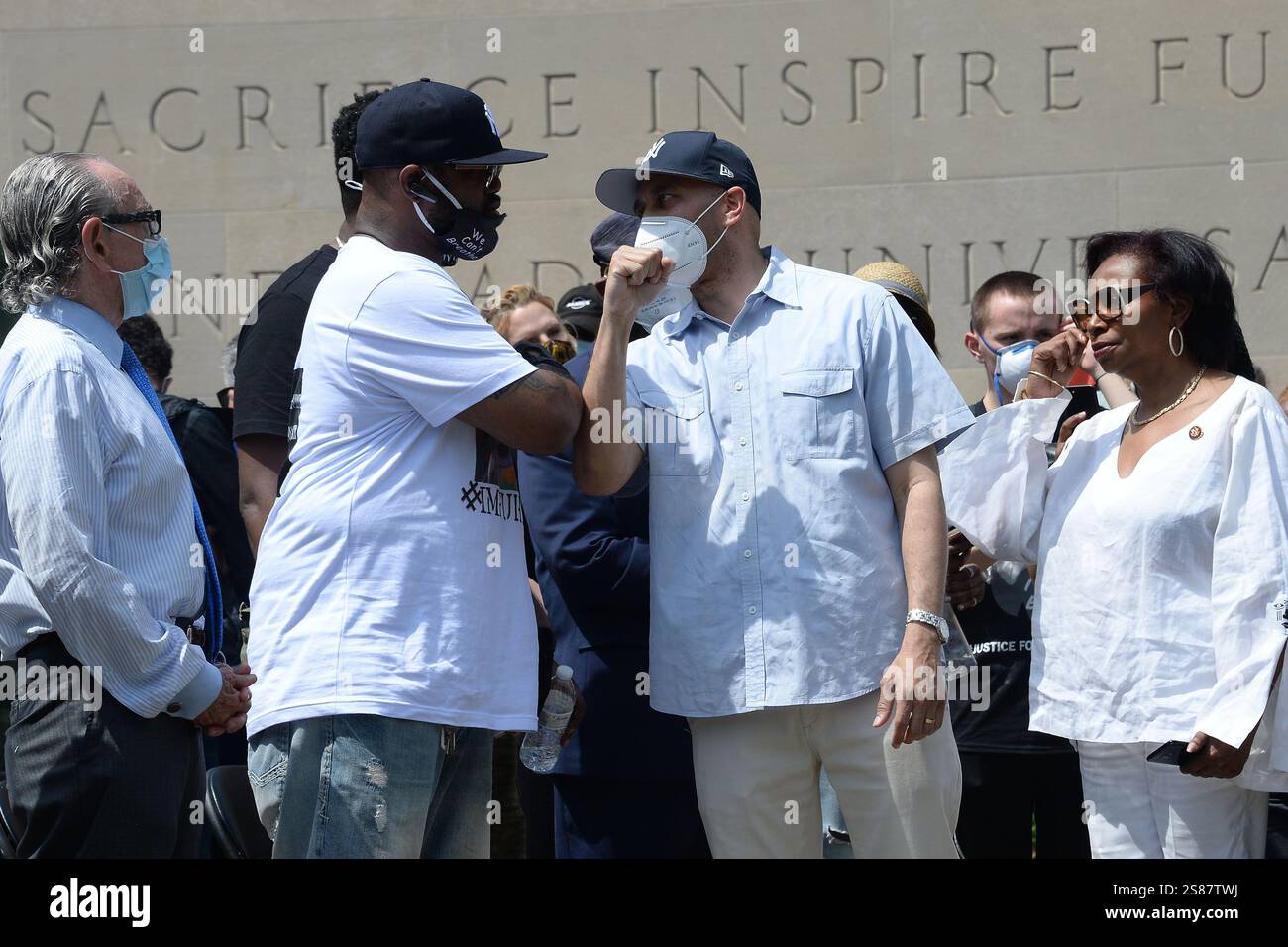 Terrence Floyd and Hakeem Jeffries attending the Memorial Service for ...