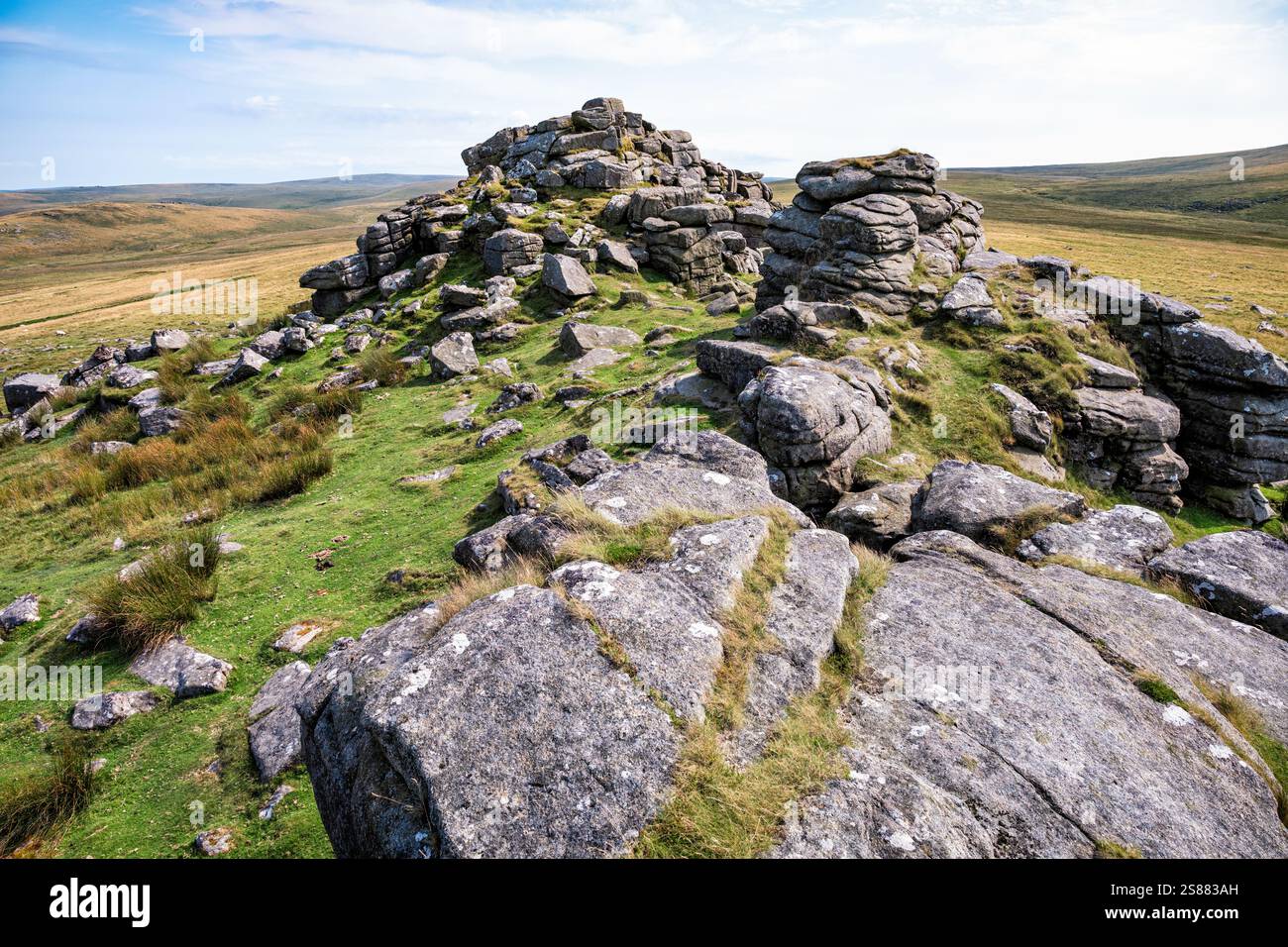 Dramatic granite outcropping on West Mill Tor, Dartmoor National Park ...