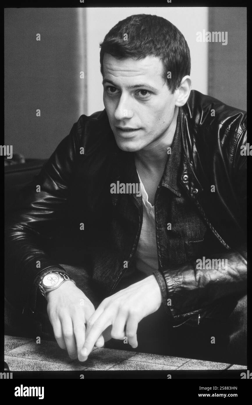 IOAN GRUFFUDD, ACTOR, 2001: Welsh actor Ioan Gruffudd at St David's ...